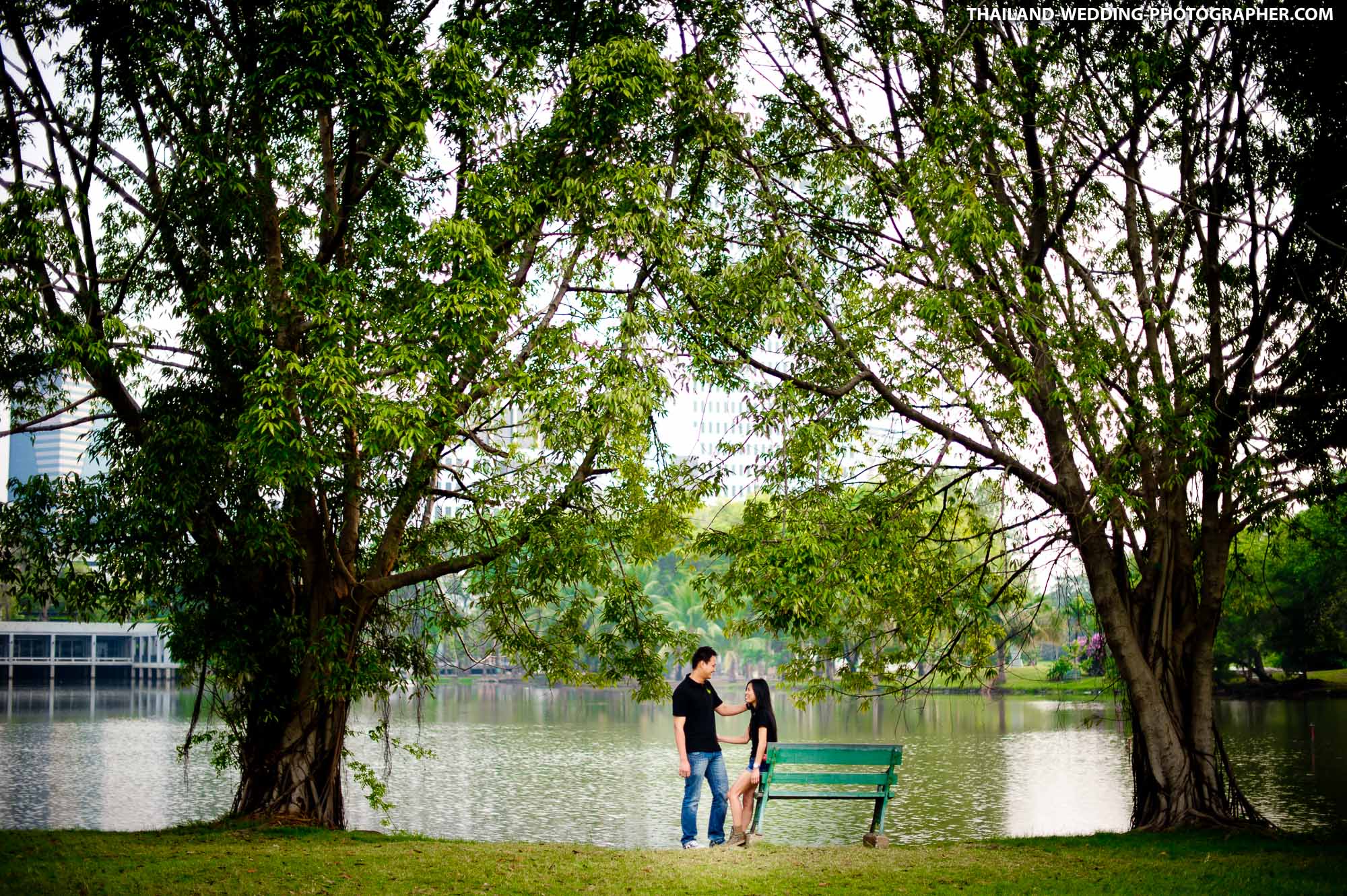 Rod Fai Park (San Rot Fai Park / The Railway Park / Wachirabenchatat ...